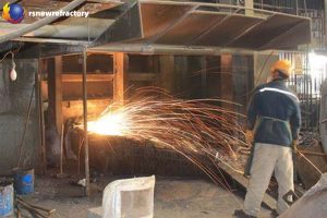 process of producing fused magnesia sand